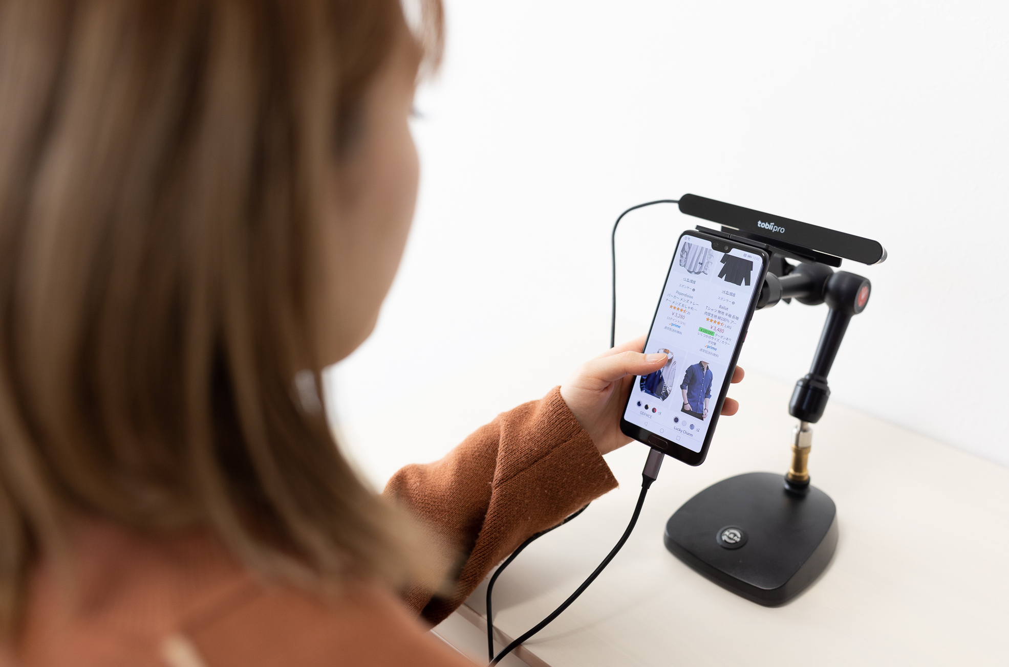 アイトラッキングとは？VRやゲーム業界でも活用される技術 - Convpath